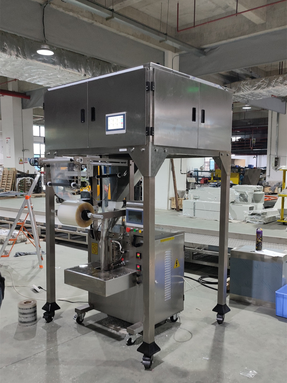 Revolutionizing Packaging Efficiency with Multi-Material Packing Machines